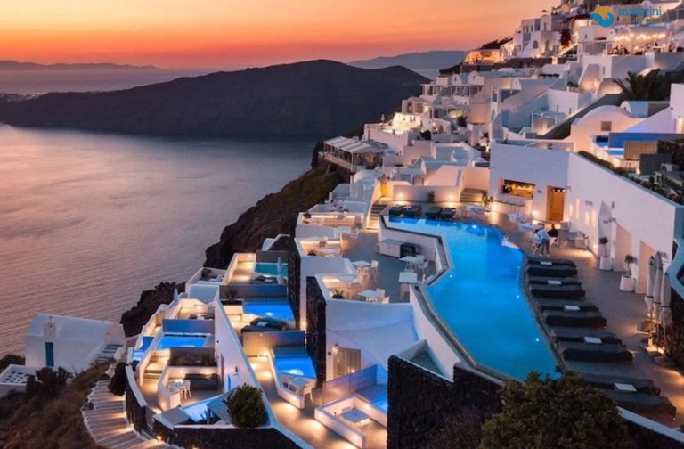 The majestic sunsets of Santorini in October 2022 - SANTORINI PRIVATE ...